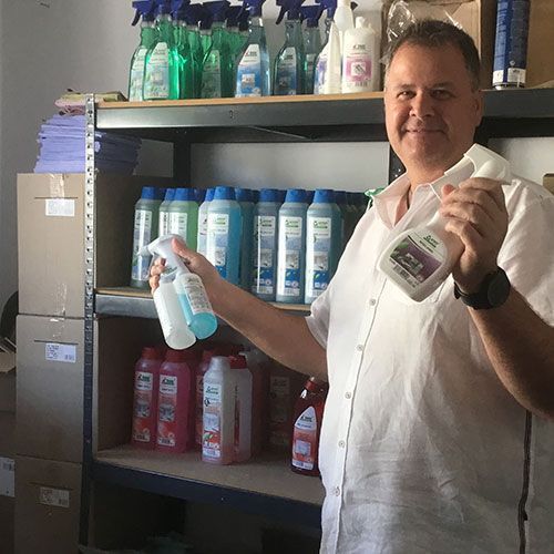 LEIKAS KG Gebäudereinigung - Green Care Professional