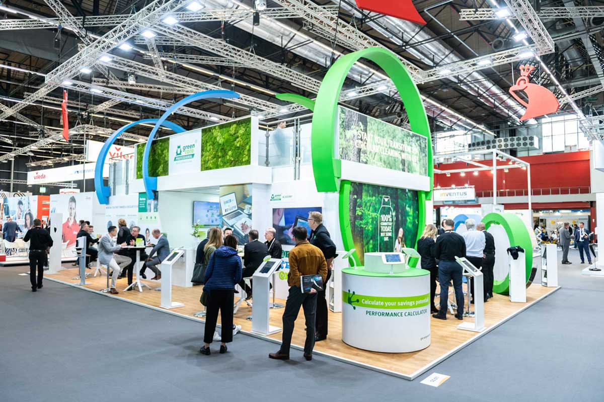 Werner & Mertz Professional at Interclean 2022: Crowds rush toward the ...